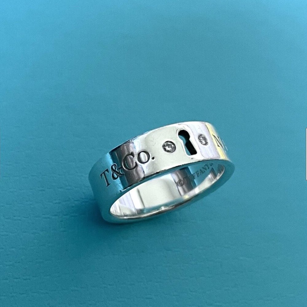 Tiffany & Co. Sterling Silver Keyhole Lock 6mm Wide D… - Gem